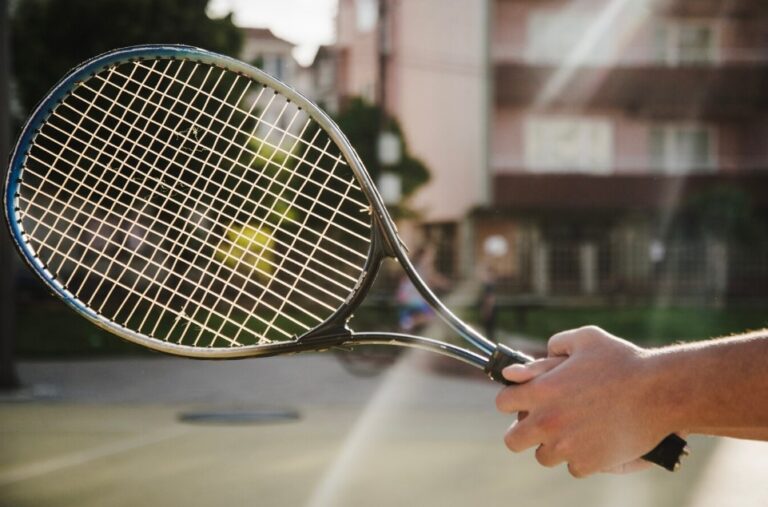What Is the Sweet Spot on a Tennis Racket and How to Find It - Be ...